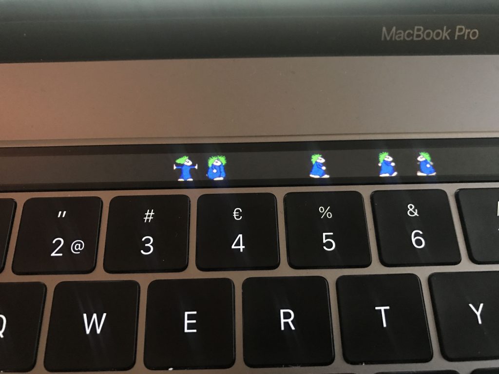 Do Any Games Use the Mac Touch Bar - Katynel